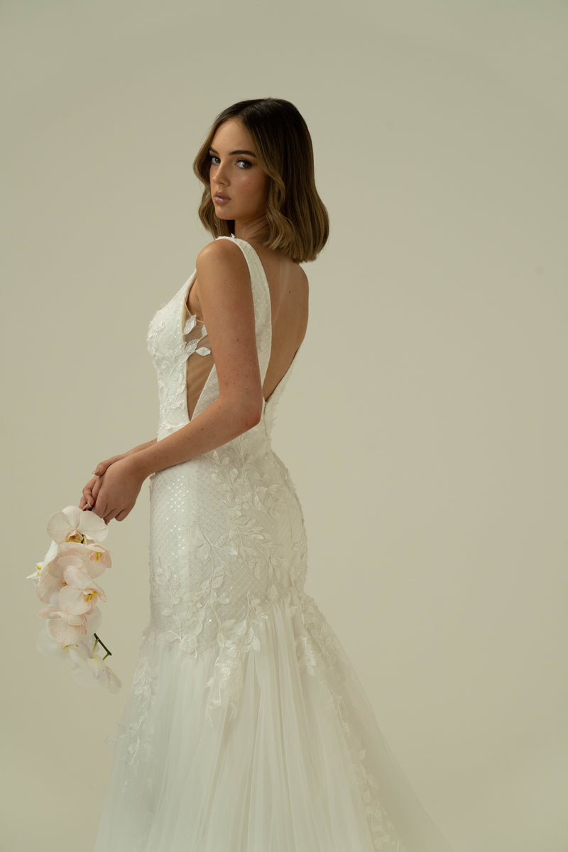 Maya Lace fit and flare -Wedding Dress – Fara Couture Perth